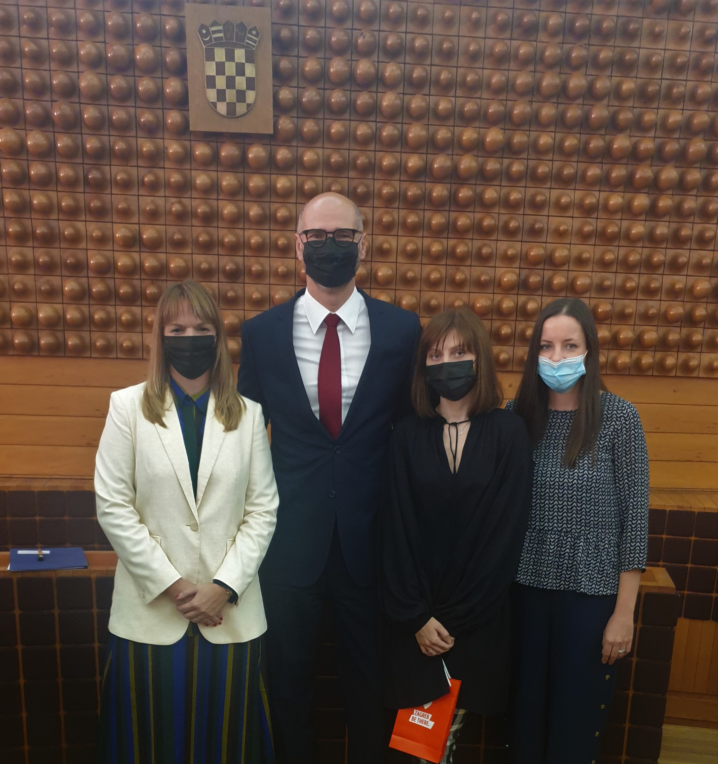 PREDSJEDNIK GRADSKE SKUPŠTINE PRIMIO NOMINIRANE ZA NAGRADU LUKA RITZ ...